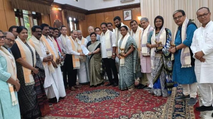 INDIA MPs Visit Manipur Relief Camps, Labeling Situation as "Pathetic ...